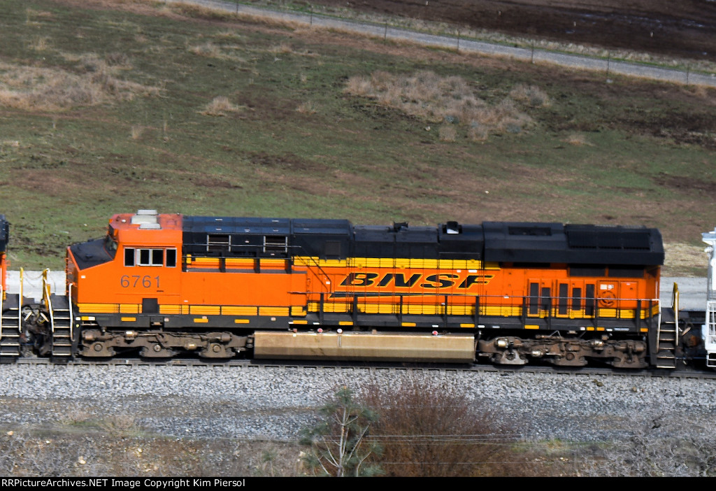 BNSF 6761